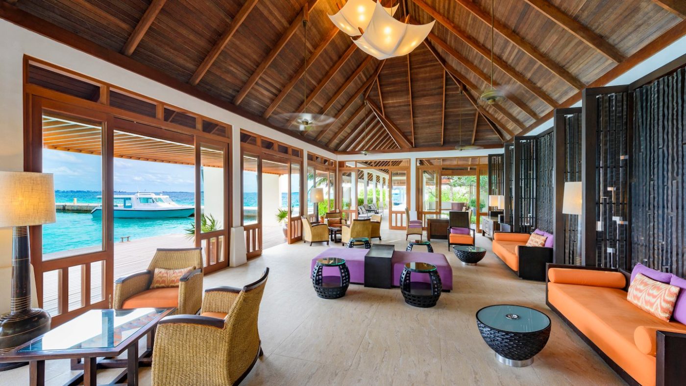 Sheraton Maldives Fullmoon Resort & Spa - Maldives Package Co., Ltd.